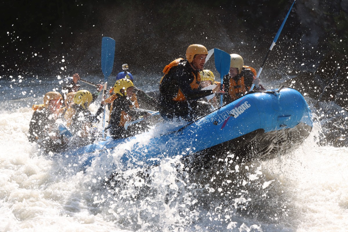 Rafting on the Ubaye River - De Bleu à Blanc